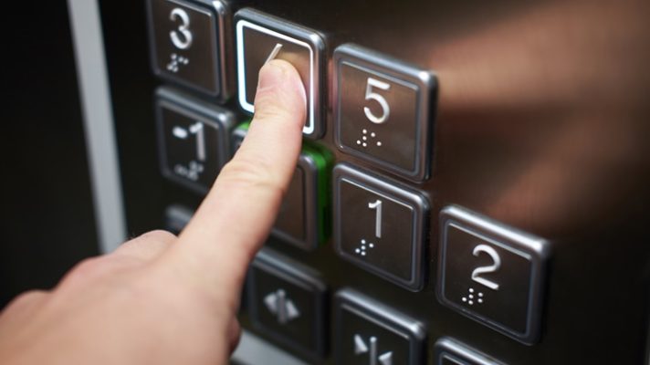 Placa de braile para elevador